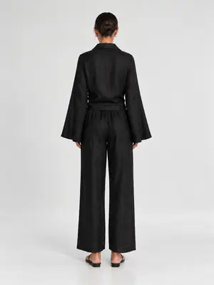 MandiBreeze Adrienne Linen Shirt - Black