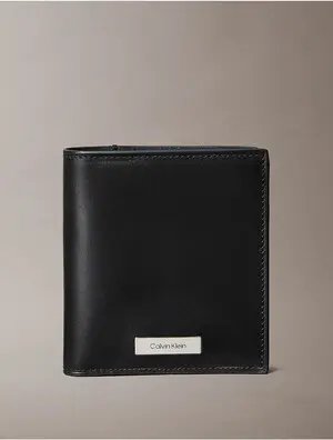 Calvin Klein Plaque Logo Slim Bifold Wallet - Black