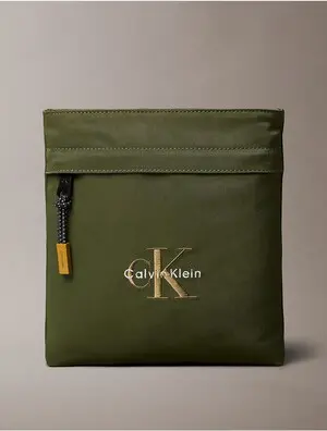 Calvin Klein Nylon Flatpack Thyme