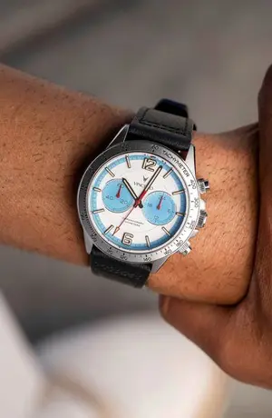 VINCERO The Apex Chronograph Leather Strap Watch