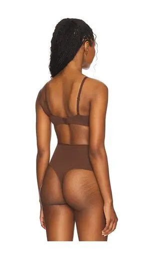 SKIMS Fits Everybody Crossover Bralette In Chocolate - Cocoa