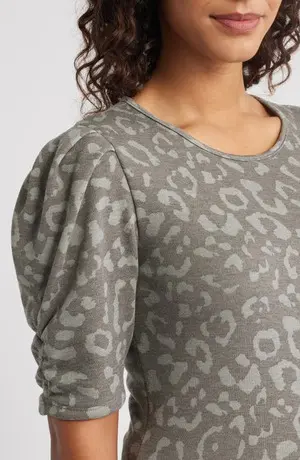 Loveappella Pleated Puff Sleeve Leopard Print Fleece Top