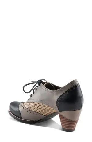 SPRING STEP SHOES Derby Pump