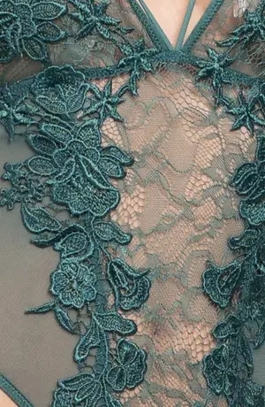 IN BLOOM BY JONQUIL Floral Lace Teddy