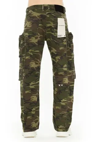CULT OF INDIVIDUALITY 610 Cargo Straight-leg Jeans - Camo