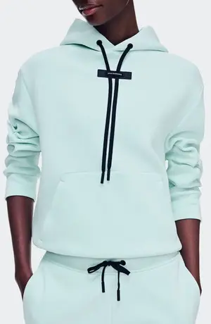 On Focus Tech Hoodie - Flurry