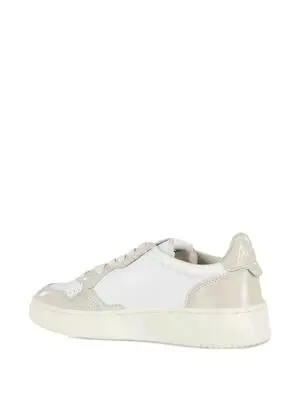 AUTRY Medalist Leather Sneakers