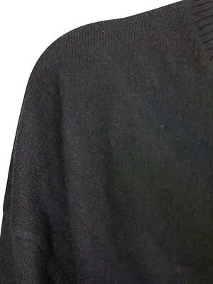 HIRA V-neck Cashmere Sweater