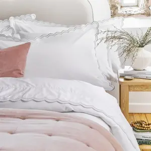 CHRISTY Scallop Edge Duvet Cover Set, Full Queen - Silver