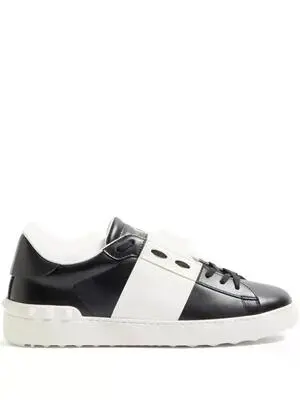 Valentino Garavani Open Leather Low-top Sneakers - Black