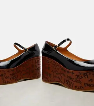 Chloé Maxime Patent Leather Wedge Pumps