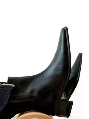 VAGABOND SHOEMAKERS Zip-detail Pointed-toe Boots