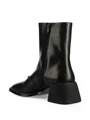 VAGABOND SHOEMAKERS Square-toe Leather Boots