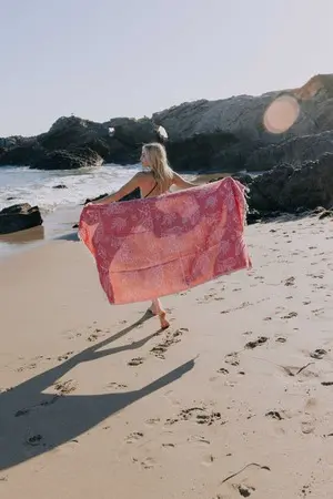 INFUSEZEN Tropical Drink Organic Turkish Towel - Red