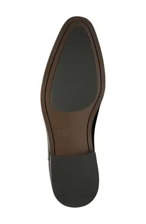 KENNETH COLE Hulard Chelsea Boot