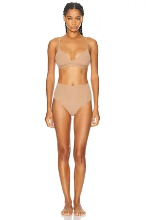 SKIMS Fits Everybody High Waisted Thong In Black - Sienna