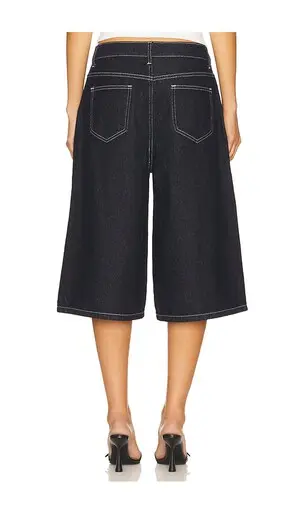 Superdown Finley Oversized Short