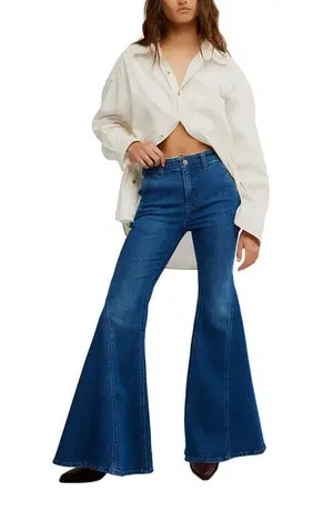 Free People Marque Flare Jeans