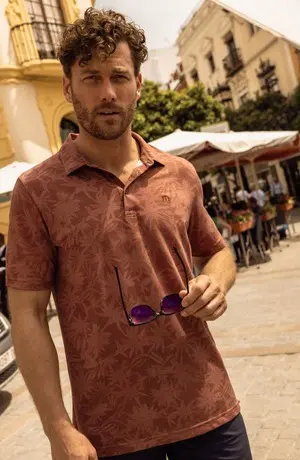 Travis Mathew Featherweight Ticket Polo - Maple