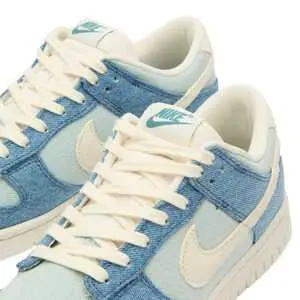 Nike Dunk Low Sneakers