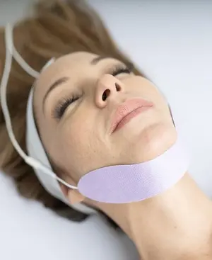 7E WELLNESS Myolift Jowl Conductive Facial Mask