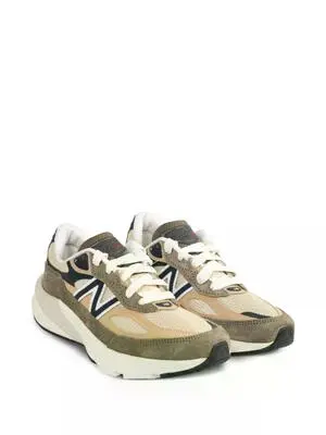 NEW BALANCE 990 Sneakers - Green