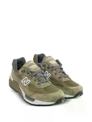 NEW BALANCE 992 Suede Sneakers - Green