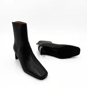 AMIE RAFA Harlow Leather Ankle Boots - Black