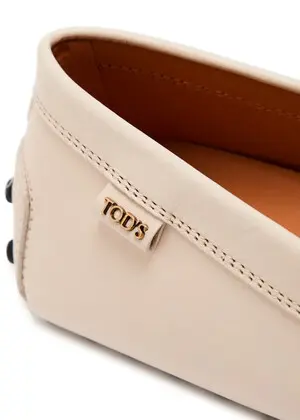 TOD'S Gommino Leather Loafers - Ivory