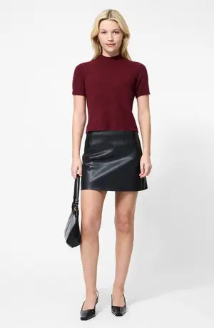 French Connection Vhari Short Sleeve Crop Sweater - Cabernet