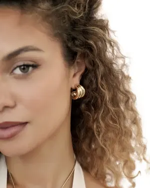 Ettika Triple Ribbed Huggie Hoop Earrings