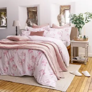 CHRISTY Laundered Cotton Bedspread, Full/queen - Pink