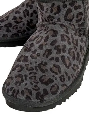 FOREVER & ALWAYS SHOES Forever & Always Zaz Leopard Print Leather Ankle Boots - Black Leather