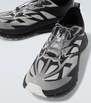 Hoka One One Mafate Speed 4 Lite Sneakers - Black