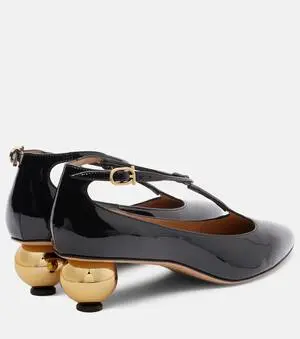 FERRAGAMO Tania 40 Patent Leather Pumps