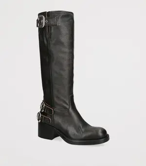 Chloé Dakota Buckled Leather Boots
