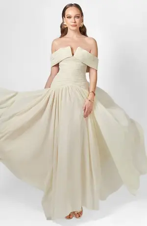 BARIANO Keecia Off-shoulder Chiffon Gown