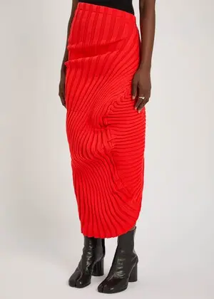 Issey Miyake Asymmetric Ribbed-knit Midi Skirt