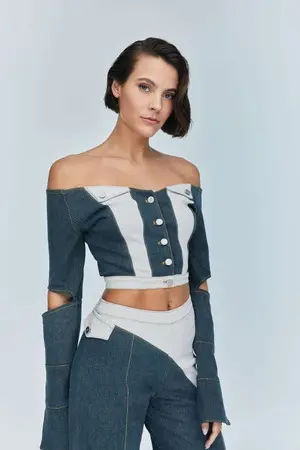 JENDUE Monte Off-shoulder Denim Top - Blue
