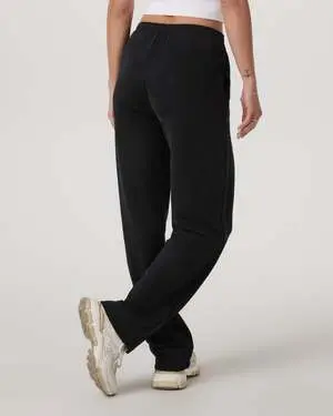 Vuori Sedona Straight Leg Sweatpant Shorts