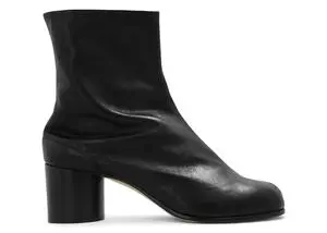 MAISON MARGIELA Tabi Ankle Boots