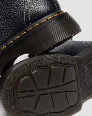 Dr. Martens Buzz 8-eye Boots