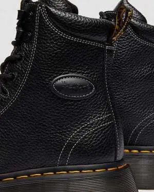 Dr. Martens Buzz 8-eye Boots