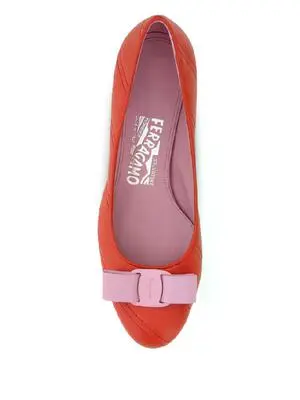 FERRAGAMO Signature Vara Bow Detail Pumps - Red