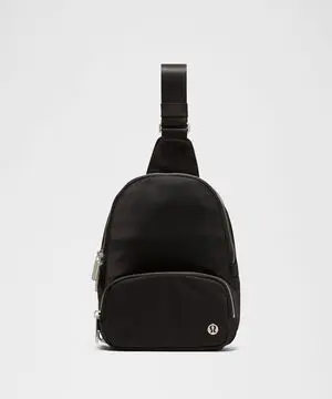 Lululemon Everywhere Sling Bag 4.2l - Black/silver