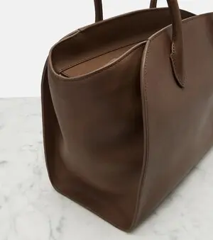 THE ROW Marlo Leather Tote Bag - Brown