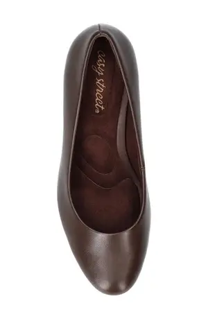 EASY WORKS BY EASY STREET Amber Pump - Brown