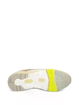 KARHU Fusion 2.0 Panelled Sneakers - Neutrals