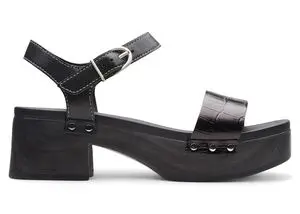 Clarks Sivanne Bay Interest Leather Sandals