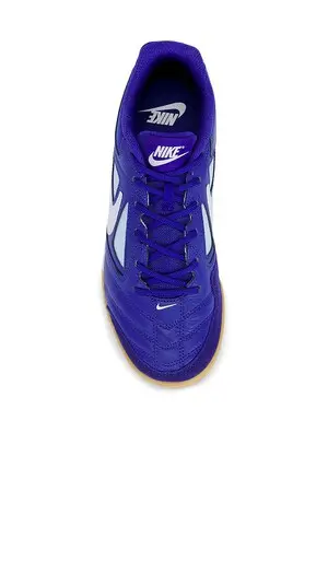 Nike Gato